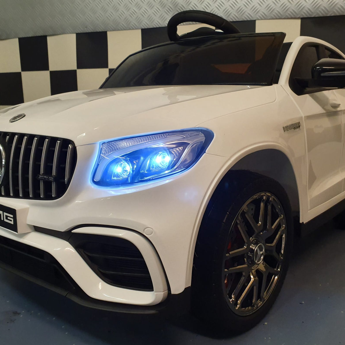 Electric car battery Mercedes GLC 63 AMG 12 Volt white – FjernstyretDK